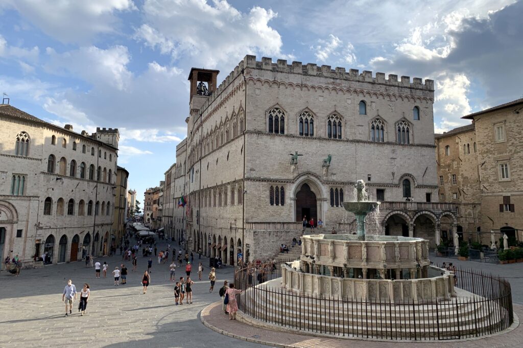 COSA NON PERDERSI A PERUGIA IN MEZZA GIORNATA - Viaggi d'altri Tempi